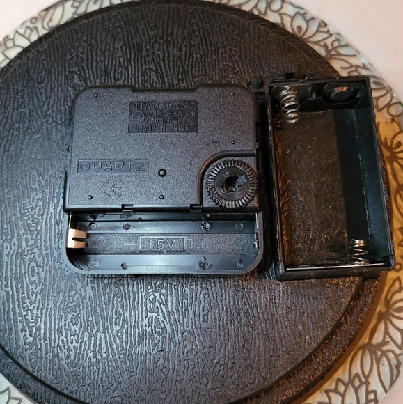 Tianguan | Accents | Vintage Tianguan Glass Clock Wooded Scene New In ...